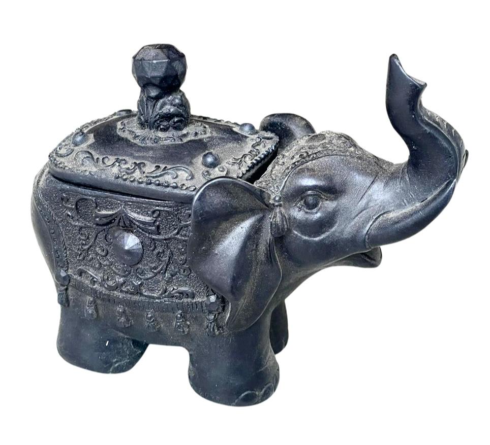 [[Black resin elephant box///Boite en éléphant en résine noire ...